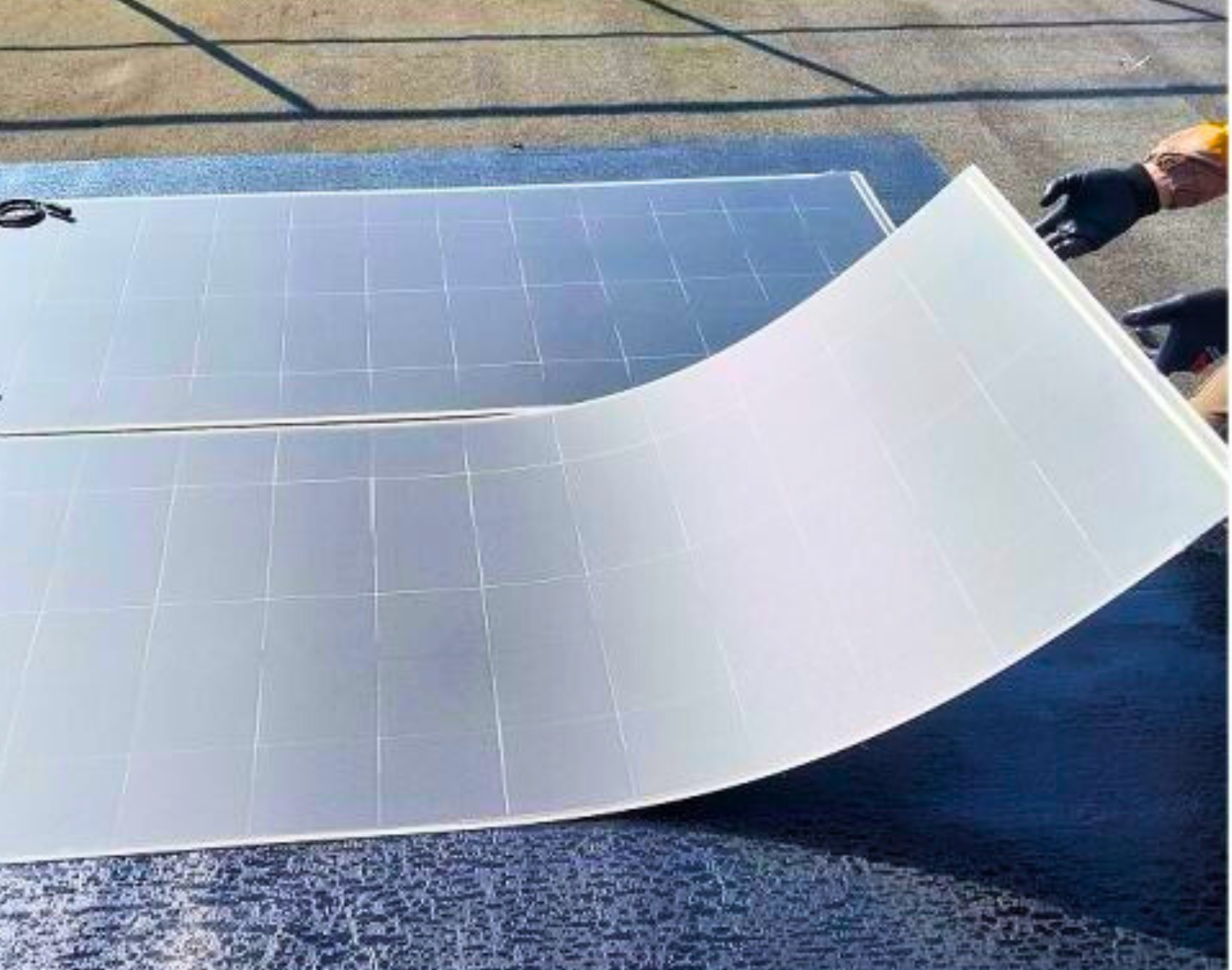 Ce puissant panneau solaire est un autocollant